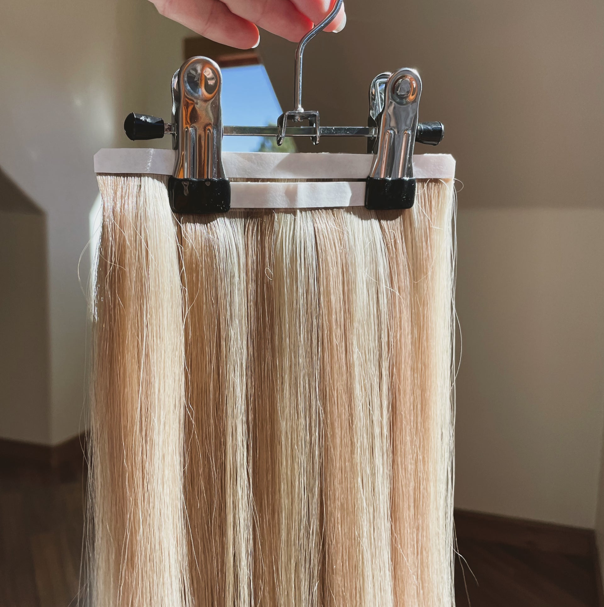 Blonde/Beige Highlights Straight DIY Hair Extensions Home Kit